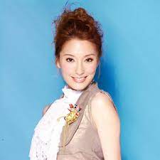 Joanna Feng Wei Jun / 馮瑋君 – NEONMUSIC