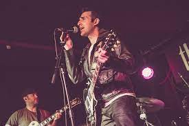 The Commuter – NEONMUSIC